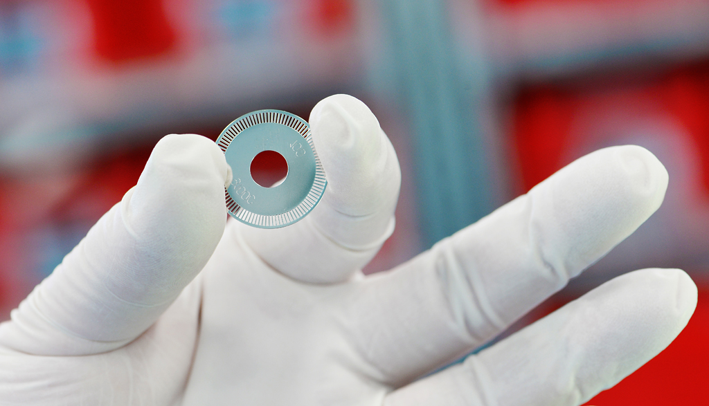 Electroforming: the additive manufacturing process for micro precision